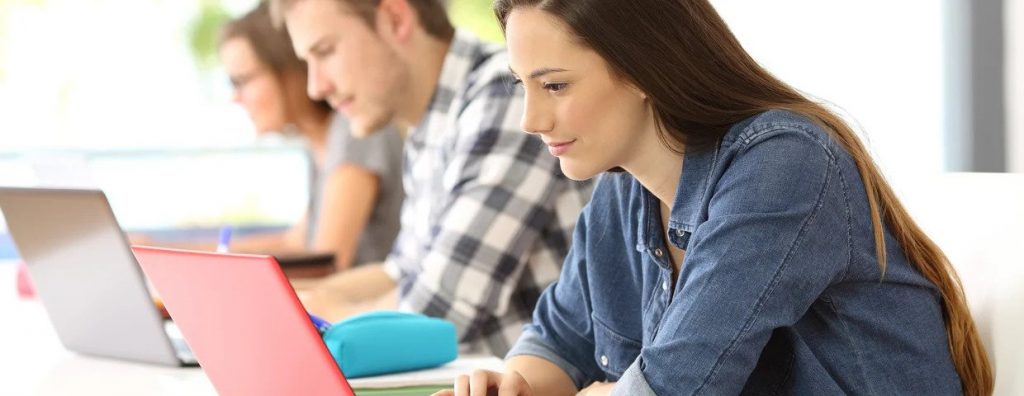 30 Examples of Email Writing for Students: Format, Tips, and More
